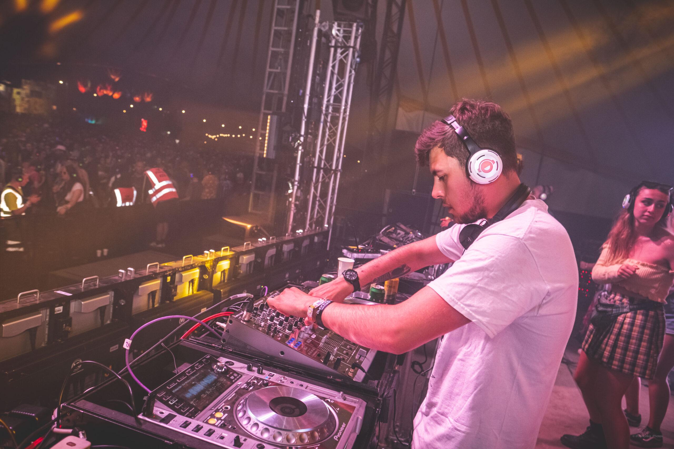 Seb Bailey - Valley Fest - Bristol Music & Food Festival, 1st - 4th Aug ...